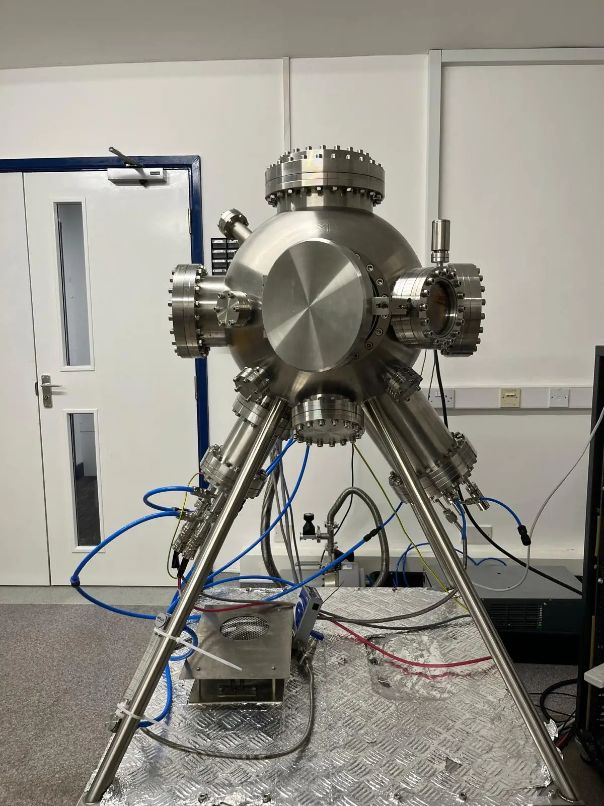Mantis Deposition NanoSys Vacuum system